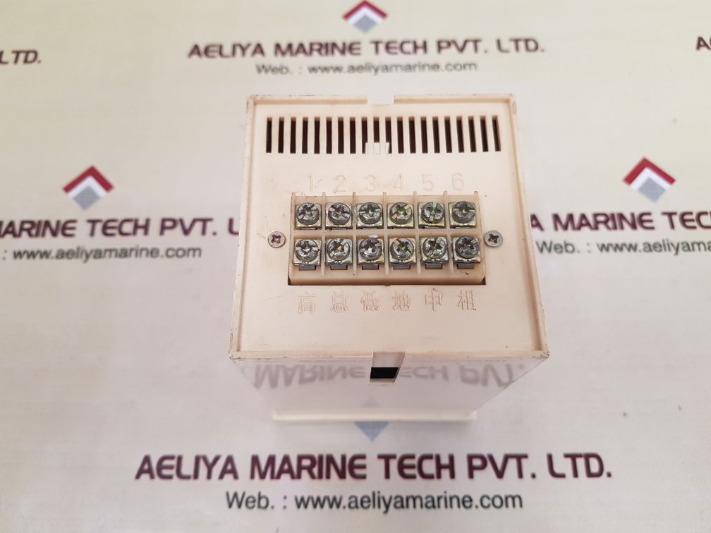 Xmt series xmta-2001 temperature controller 0-1200c – Aeliya Marine