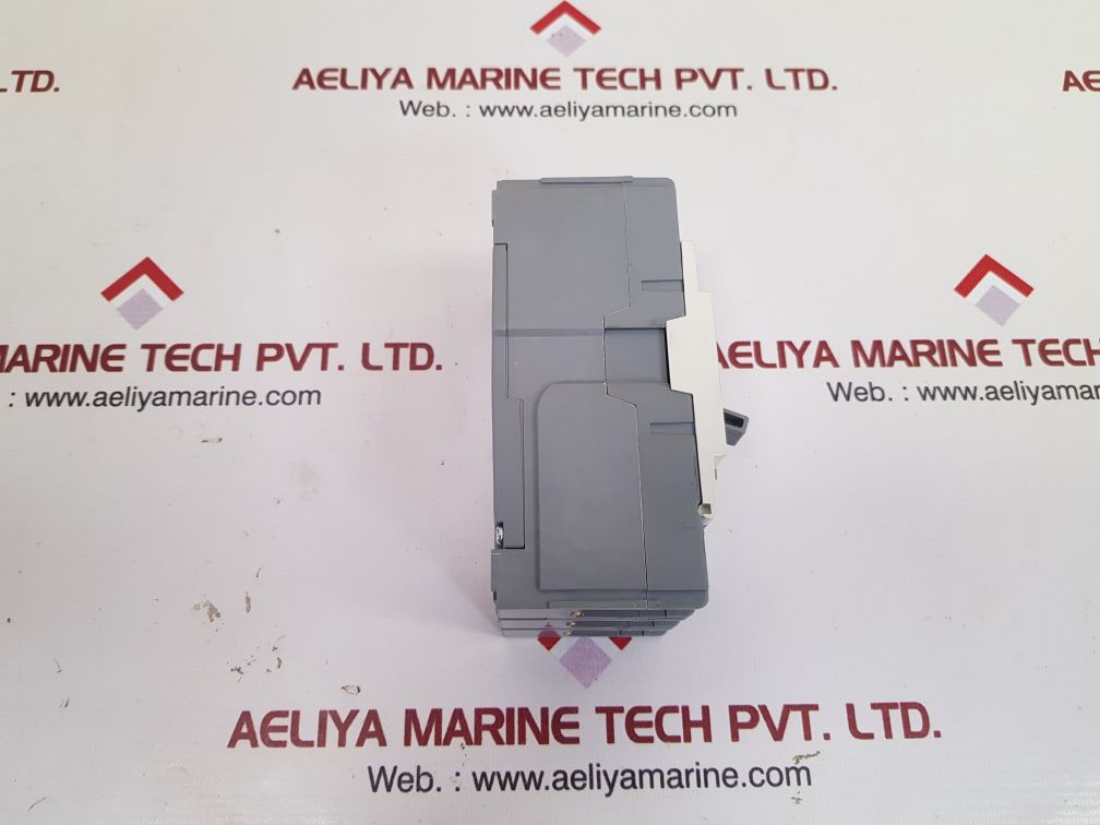 Meta mec ebs 33b circuit breaker – Aeliya Marine