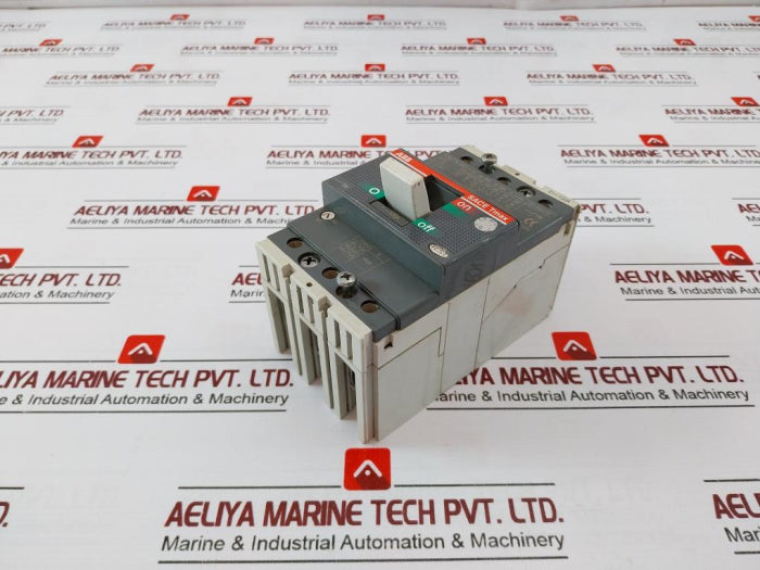 Abb Tmax T1N 160 4-pole Circuit Breaker Fixed W/ Front Terminal – Aeliya Marine