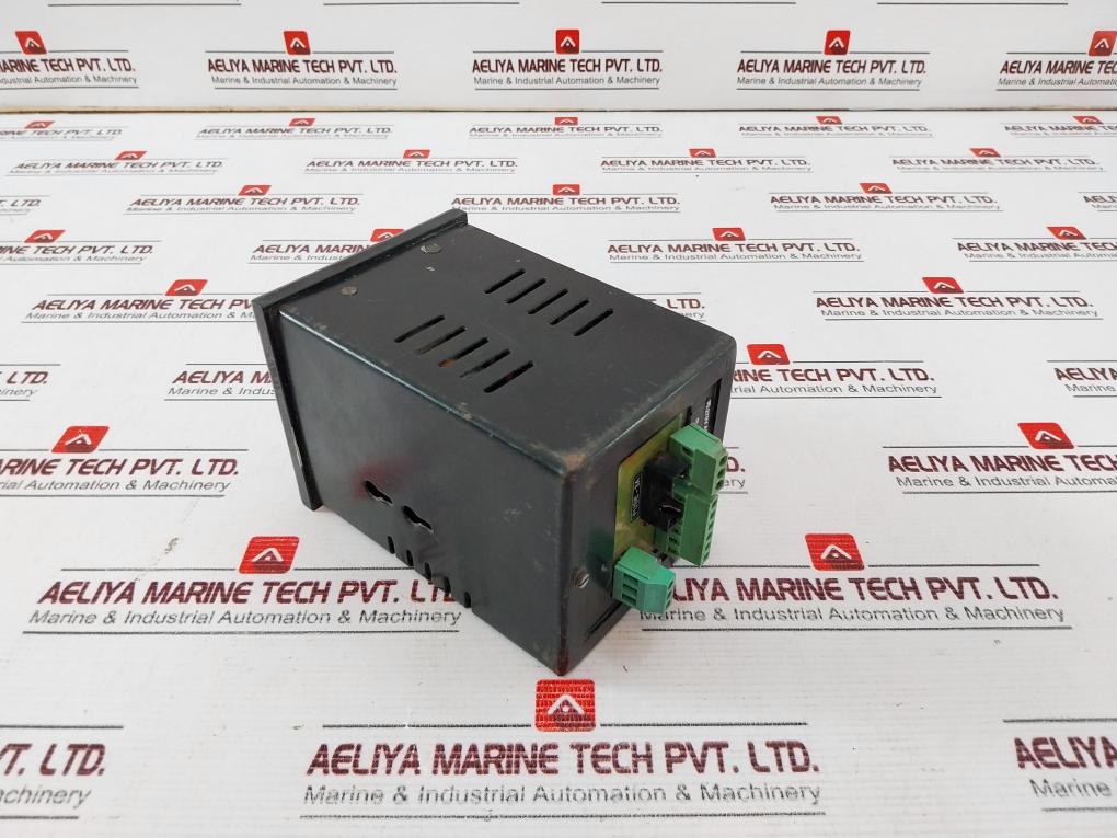 Accsys Ind-2000 Process Indicator & Controller – Aeliya Marine