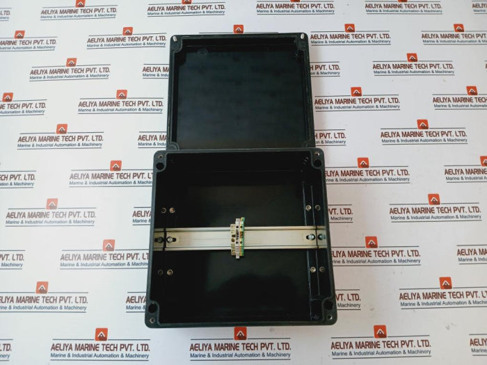 Bartec Varnost 07-5103 Junction Box Ip66 – Aeliya Marine