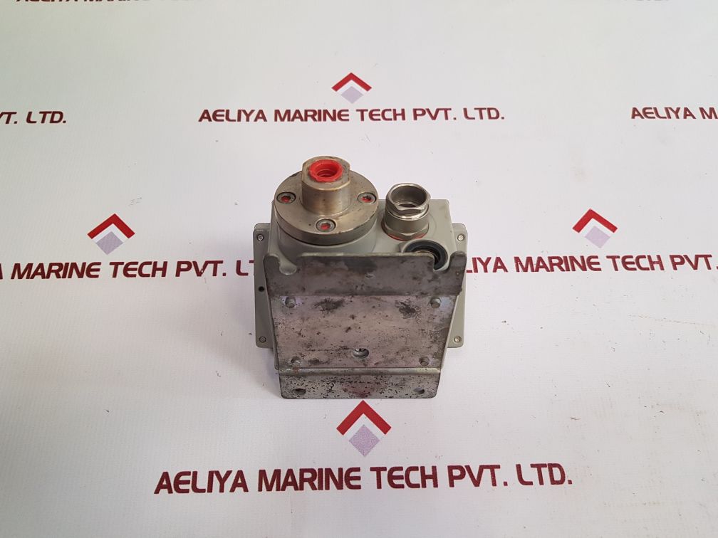 Danfoss Kps 45 Pressure Switch 060-3121 used – Aeliya Marine