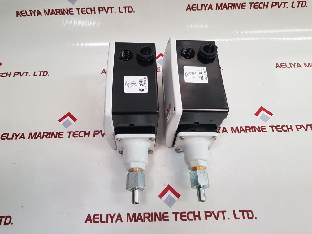 Danfoss Rt5 Pressure Switch 017-525566 – Aeliya Marine