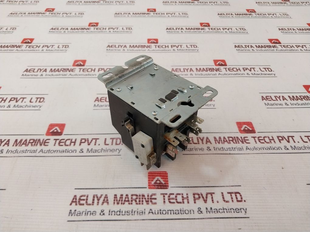 Eaton Xtcddp3P25 Magnetic Contactor 35 Amp Res – Aeliya Marine Tech Pvt. Ltd.