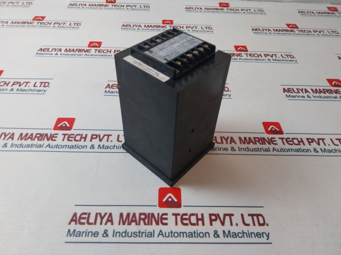 Enercon Dm 4231 Digital Panel Meter 240V – Aeliya Marine