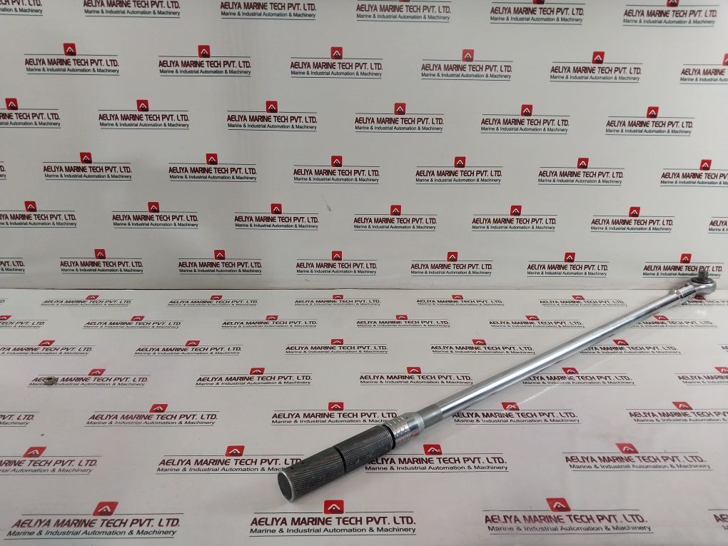 Facom K.306-1000D Torque Wrench M110041 – Aeliya Marine