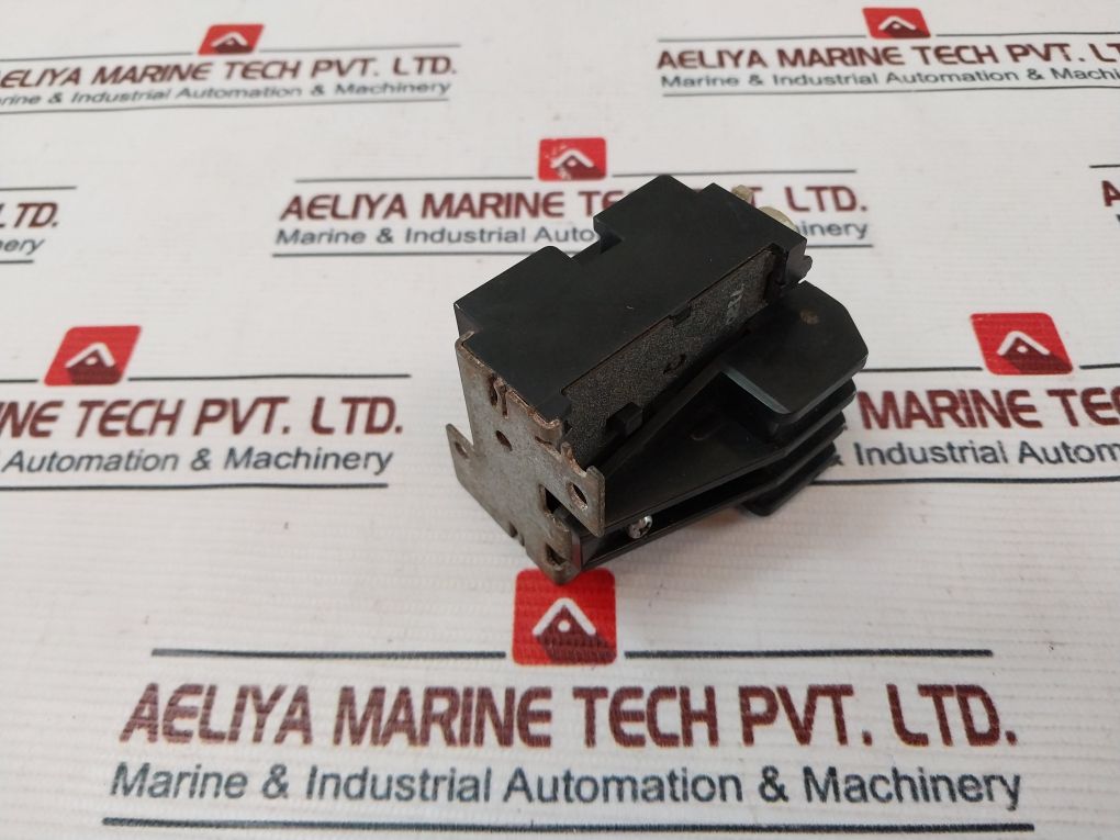 Fuji Electric Tr-0Q/A Thermal Overcurrent Relay 2.8-4.2 Arc – Aeliya Marine