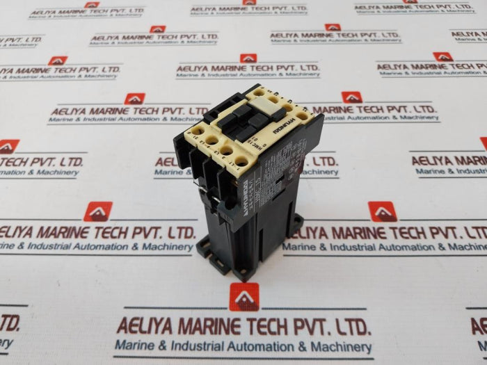Hyundai Hmc 15 Electromagnetic Contactor – Aeliya Marine