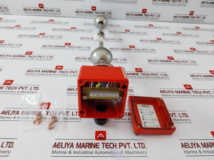 Ksr Kuebler Arv2-voou-l500/12-v52A Magnetic Float Switch – Aeliya Marine