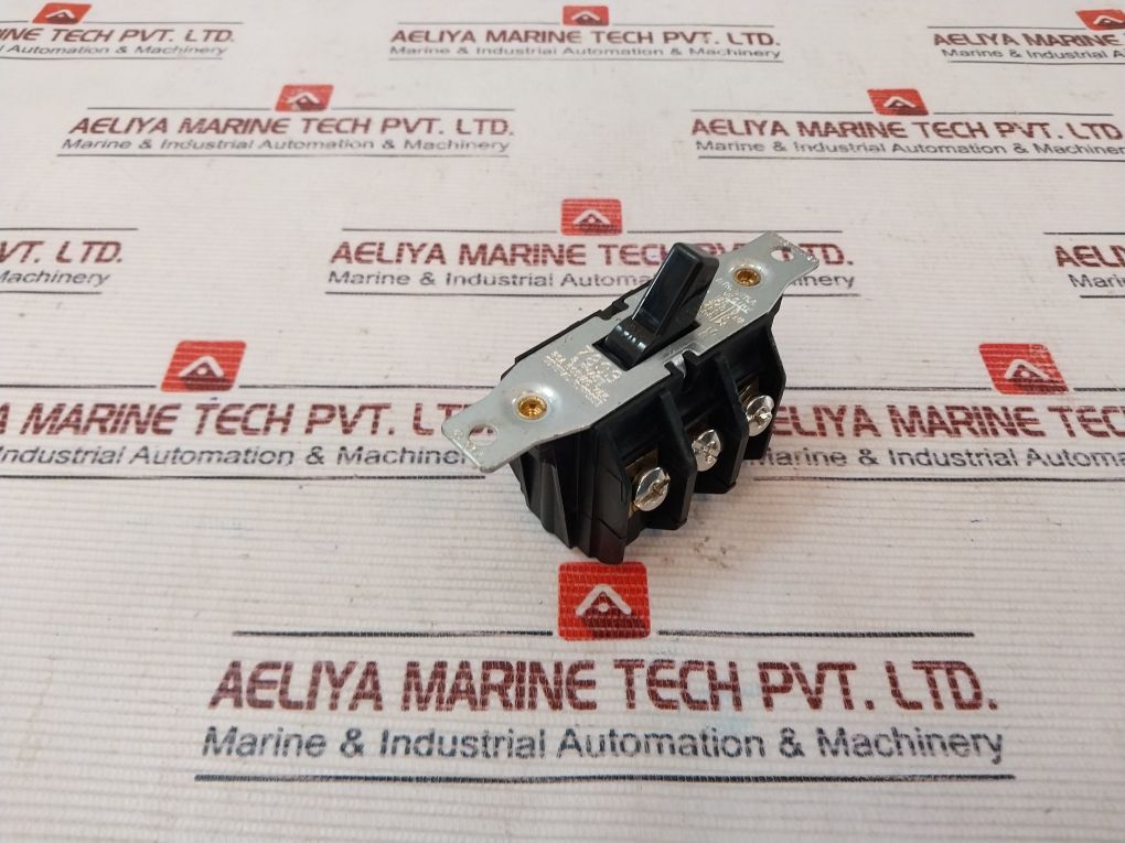 Legrand 7803 Manual Motor Controller Switch 3-phase 30A 600V Ac Max – Aeliya Marine