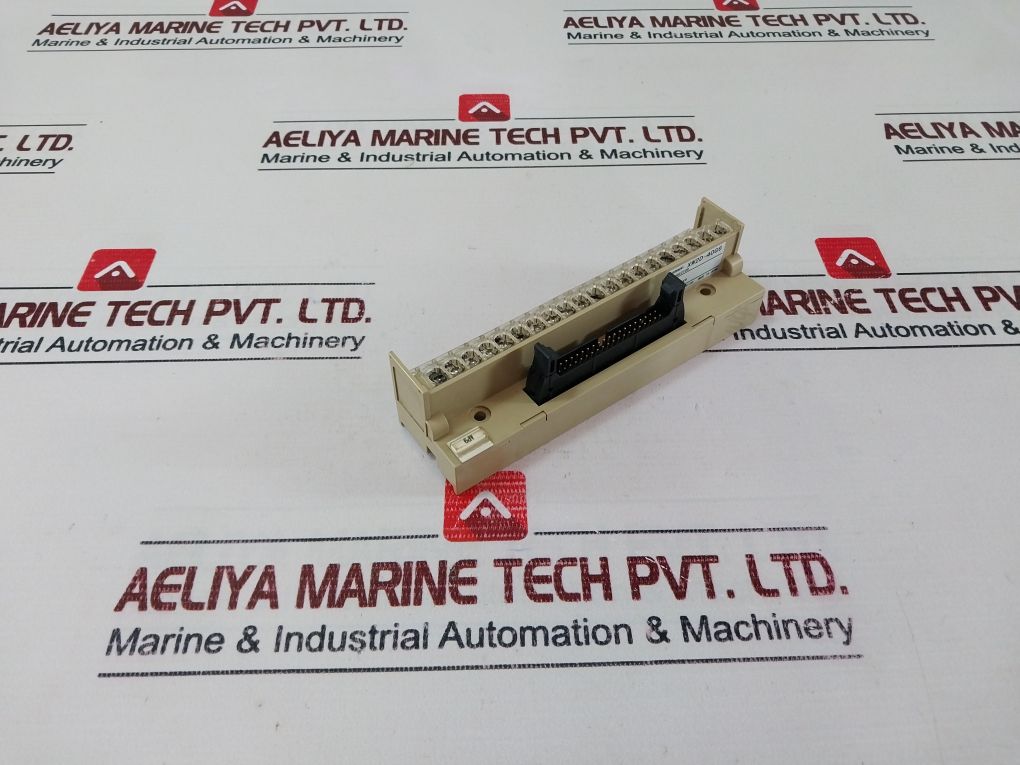 Lot Of 2X Omron Xw2D-40G6 Connector – Aeliya Marine