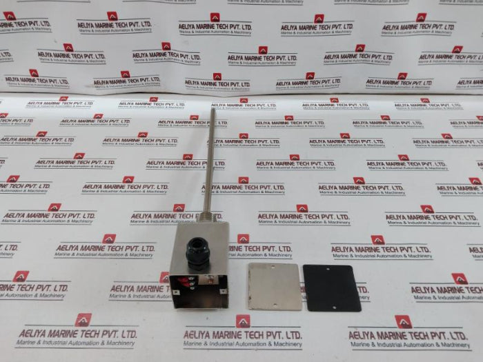 Mkcpt2204 220V Temperature Sensor With Probe Metal Enclosure Adjustabl – Aeliya Marine