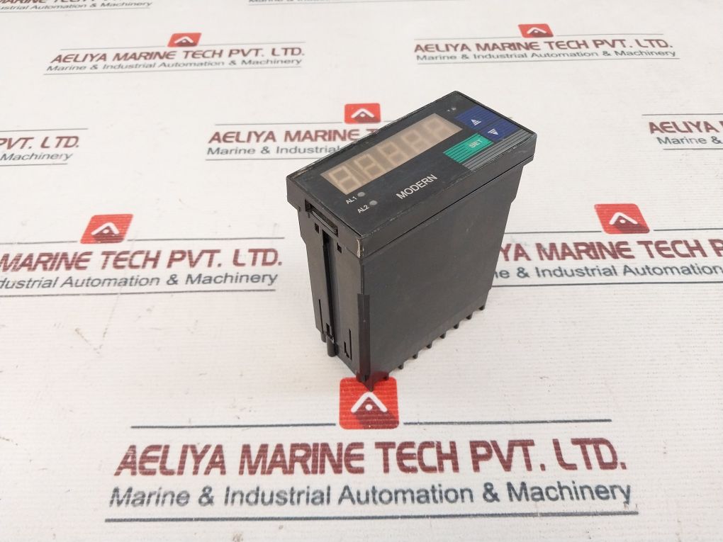 Modern Intelligent Digital Display Controller – Aeliya Marine