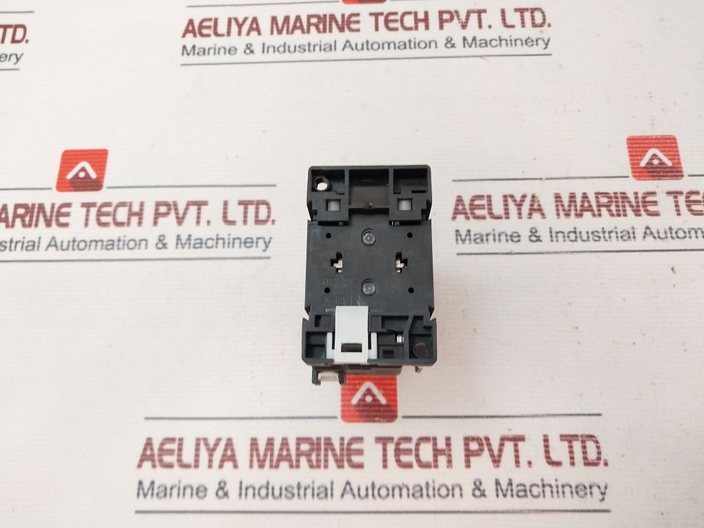 Moeller Dil R 40 Contactor 400Vac 16A – Aeliya Marine