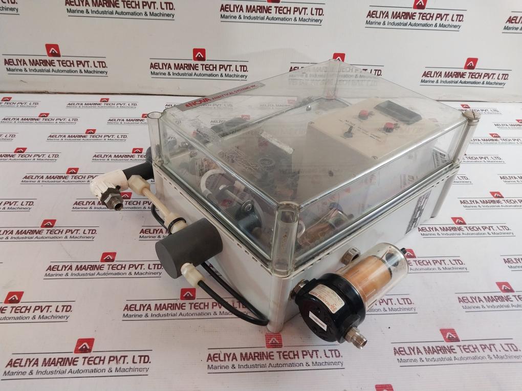 Nova Analytical Systems 440Wf/760N-50C Free Residual Chlorine Analyzer – Aeliya Marine