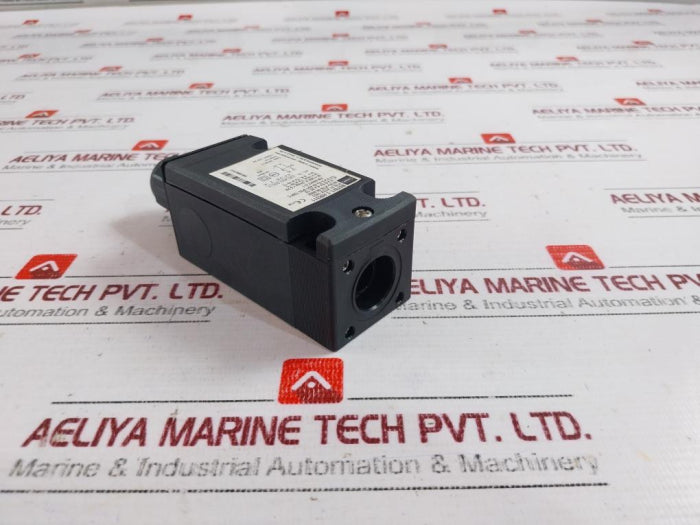 R.Stahl 8070/1-1-hr311 Position Switch Ip65 Atex Iecex – Aeliya Marine