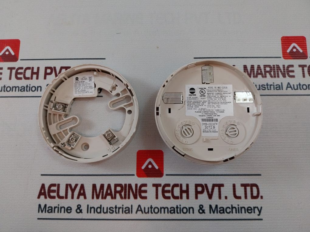 Secutron Mri-2251B Smoke-detector Head With Integral Heat Detector – Aeliya Marine