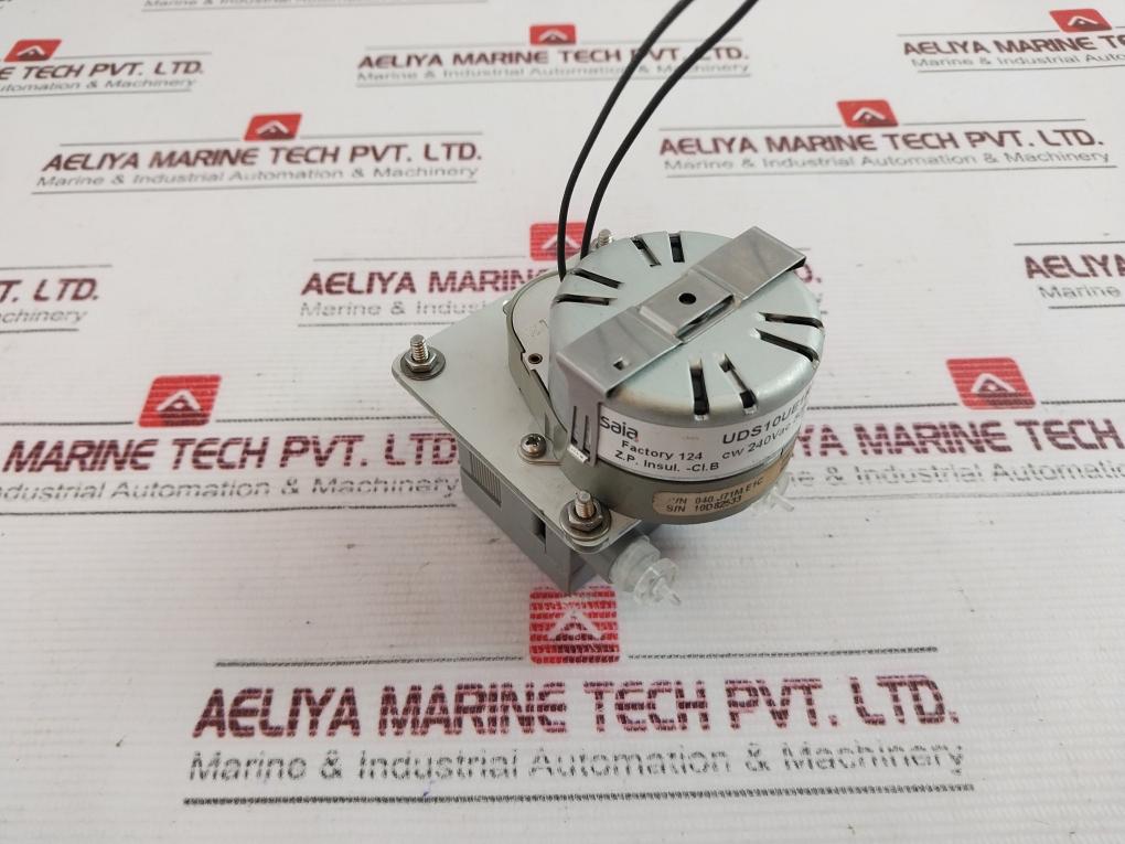 Watson Marlow 040.J71M.E1C Panel Mount Pump – Aeliya Marine