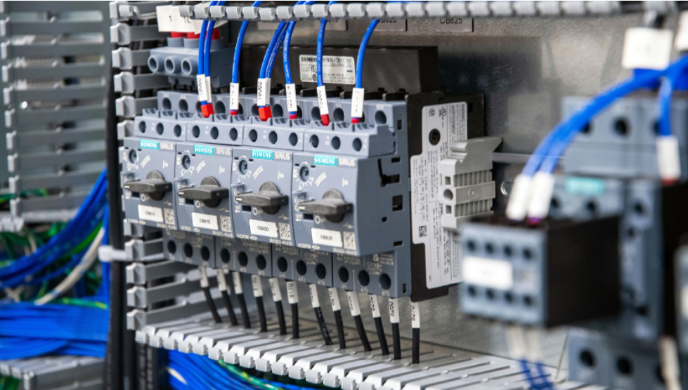 Understanding PLC Systems: Essential Insights and Benefits – Aeliya Marine