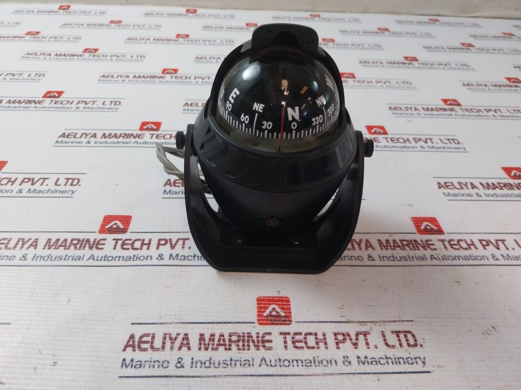 0-330 N Bracket Mount Compass – Aeliya Marine