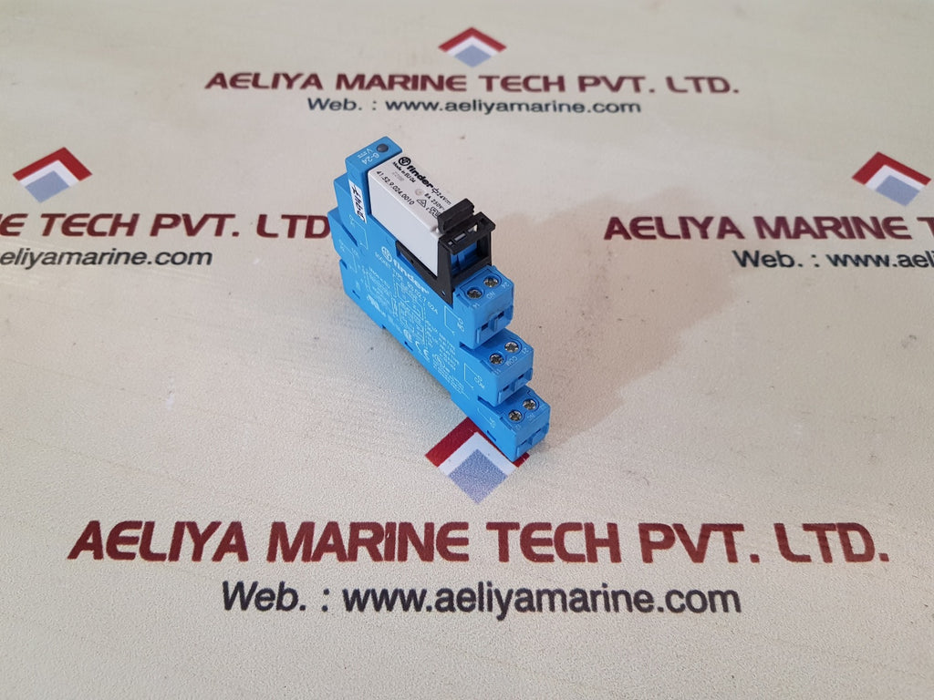 Finder 93.02.7.024 relay socket – Aeliya Marine