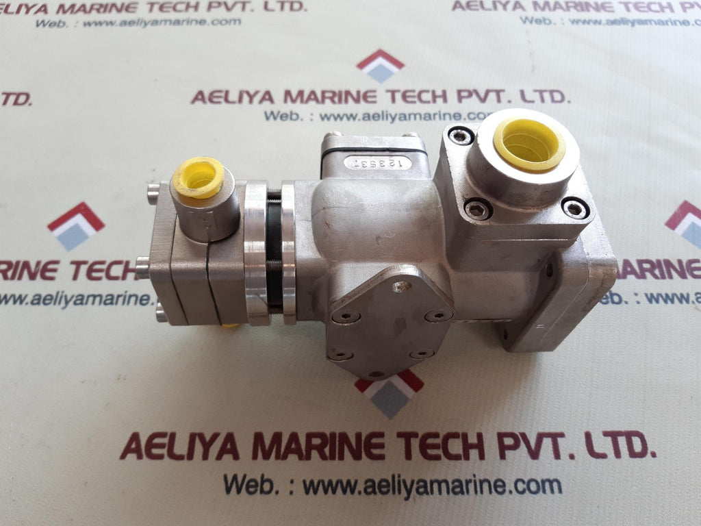 Pyropress titan pl74jh safe differential pressure switch – Aeliya Marine