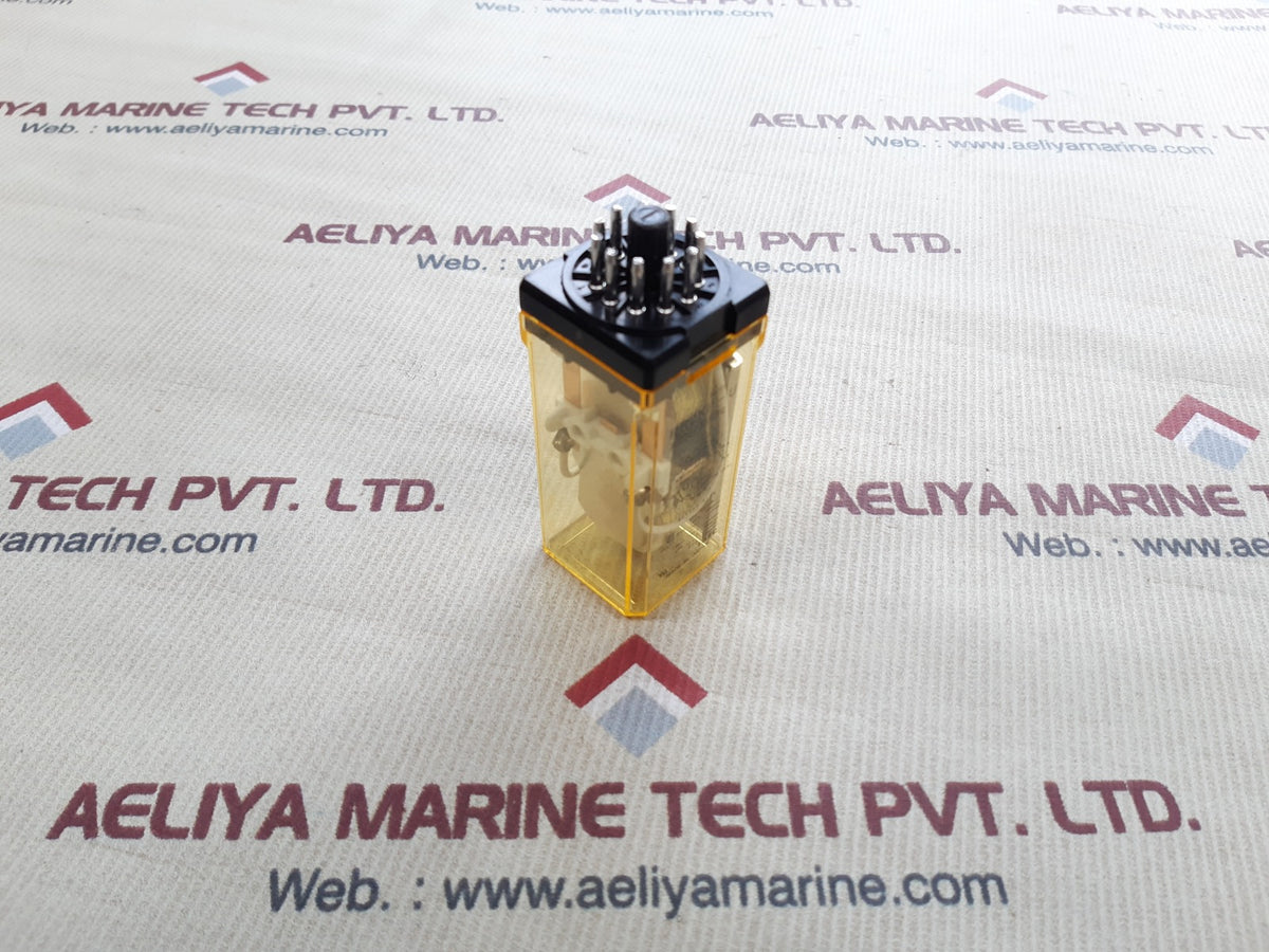 Idec rr2kp-u relay 220v 50/60hz – Aeliya Marine