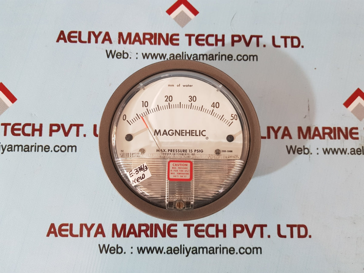 Dwyer magnehelic differential pressure gauge – Aeliya Marine