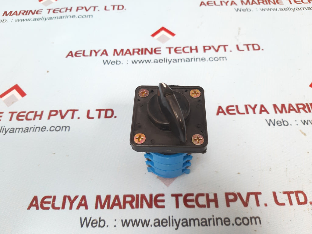 Samwha Cam Selector Switch 600V 20A – Aeliya Marine