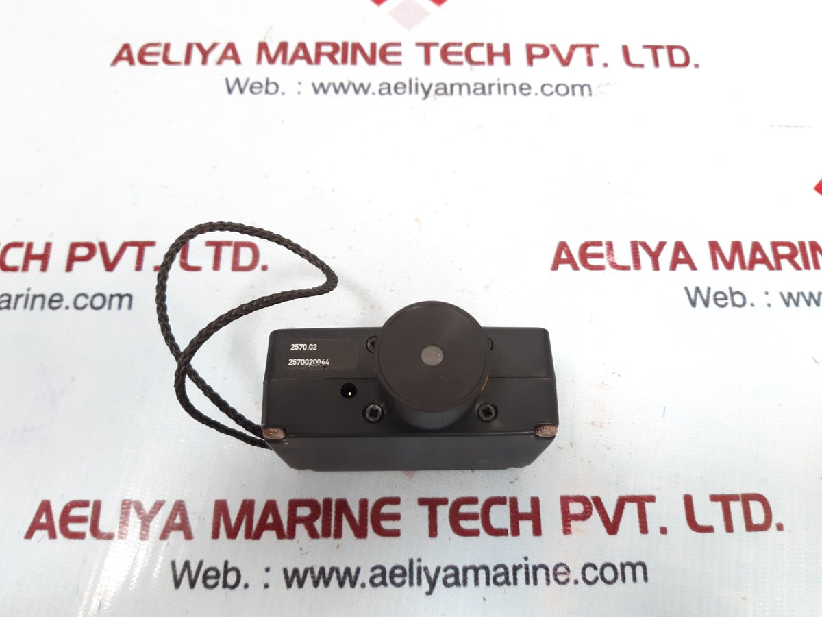Krom pco 300 pc opto-adapter – Aeliya Marine