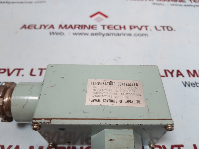 Fenwal 23110 40ºc temperature controller – Aeliya Marine