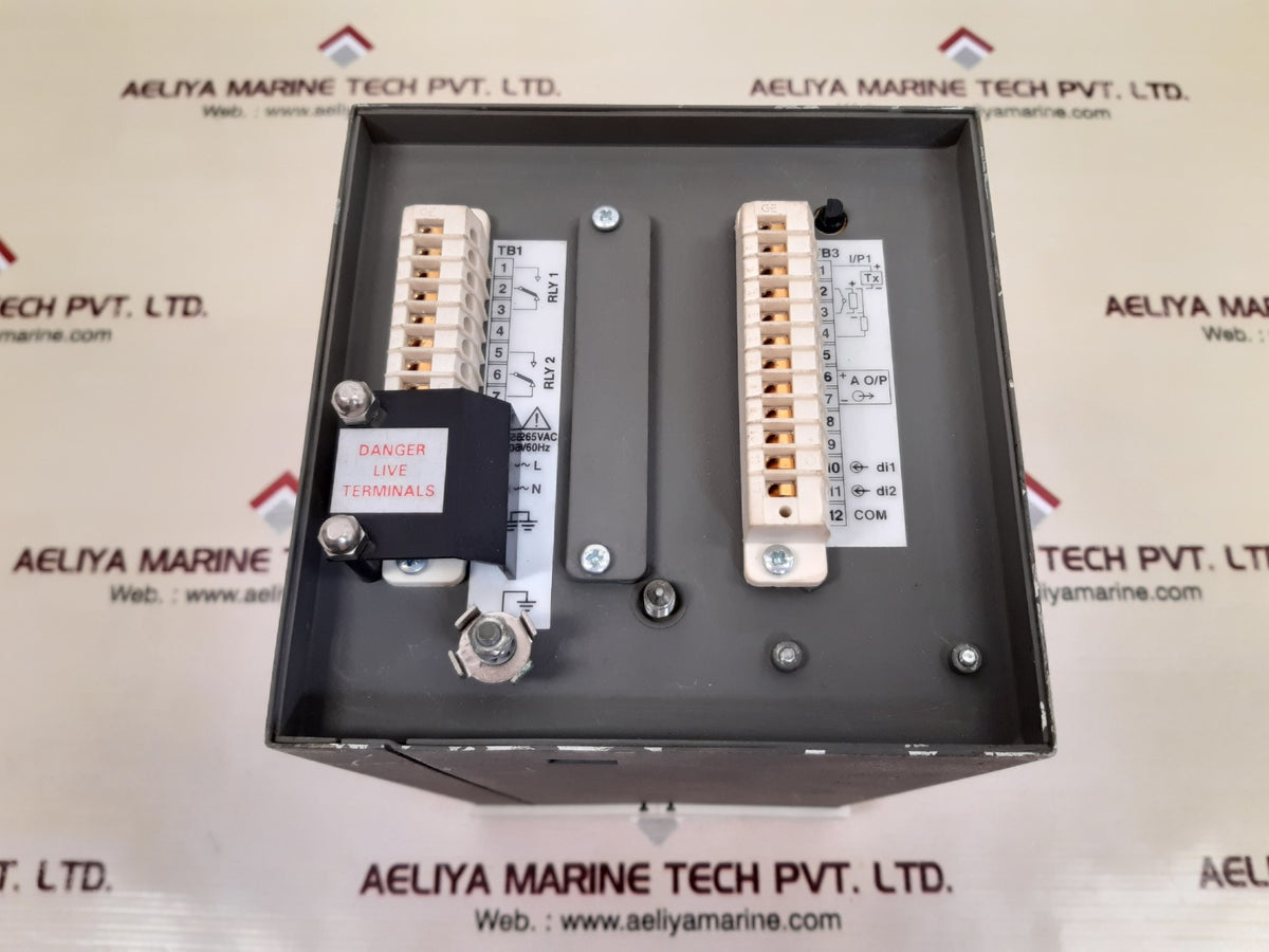 Abb commander cr100 digital chart recorder cr101/b021/std – Aeliya Marine