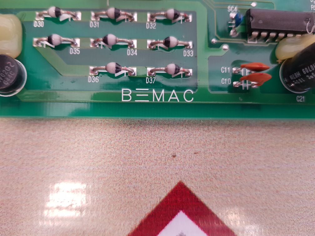 Bemac ust-206-d interface pcb card – Aeliya Marine
