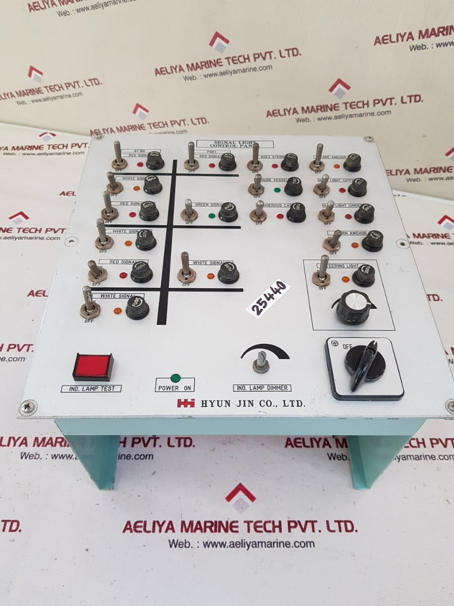 Hyun jin signal light control panel – Aeliya Marine