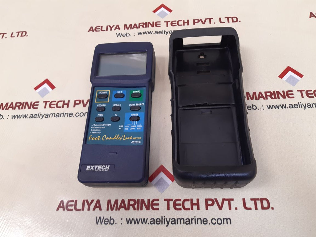 Extech 407026 Lux Heavy Duty Light Meter – Aeliya Marine