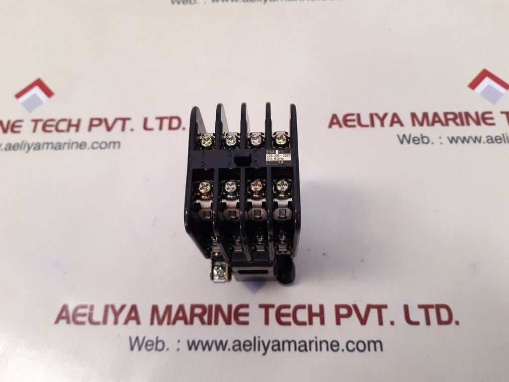 Fuji electric srca50-3f auxiliary relay contactor new – Aeliya Marine