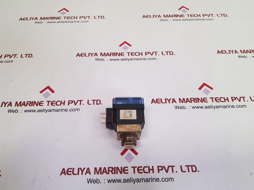 Burkert se32 flow switch – Aeliya Marine
