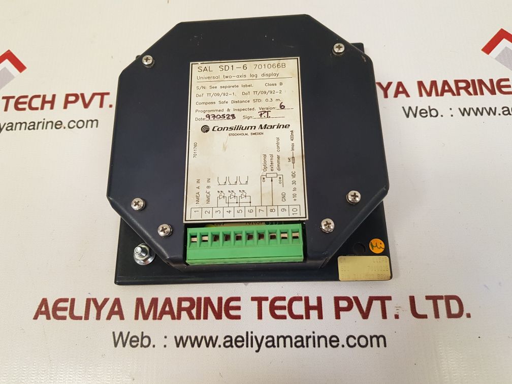Consilium Marine SAL SD1-6 Universal Two-Axis Log Display – Aeliya Marine