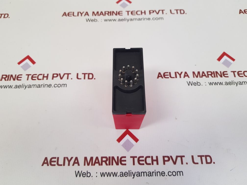 Pr electronics 2213 analog indicator – Aeliya Marine