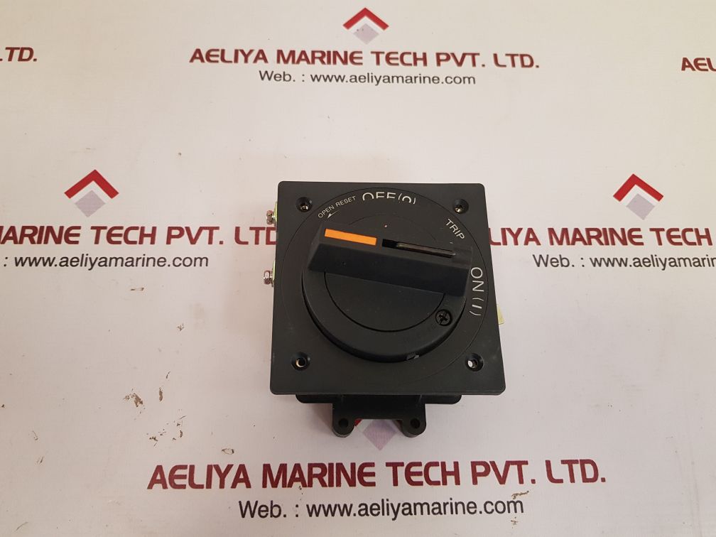 Fuji electric bz-n40b power on/off trip switch – Aeliya Marine