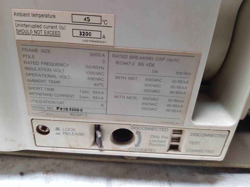Mitsubishi Ae3200-ss 3 Pole Low Voltage Air Circuit Breaker 3200/2493 ...