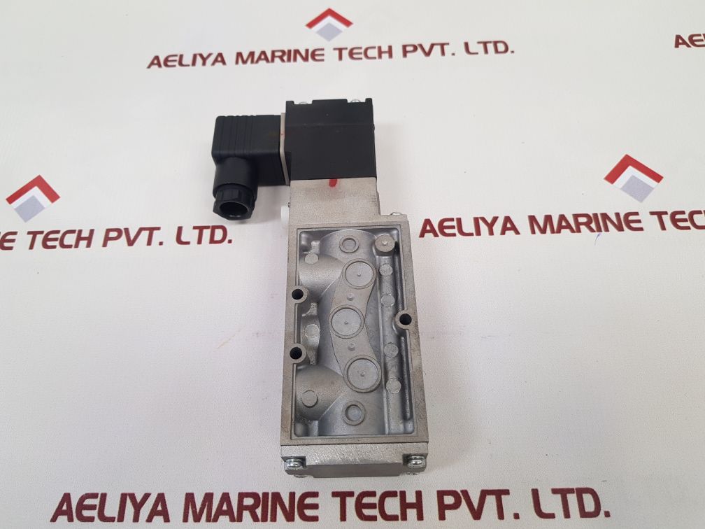 Ckd 4F310 Pneumatic Directional Valve – Aeliya Marine