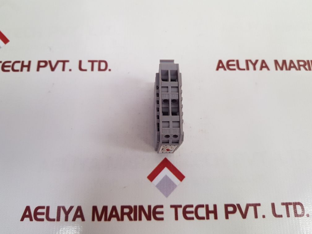 Entrelec 10 004.21 relay interface module – Aeliya Marine