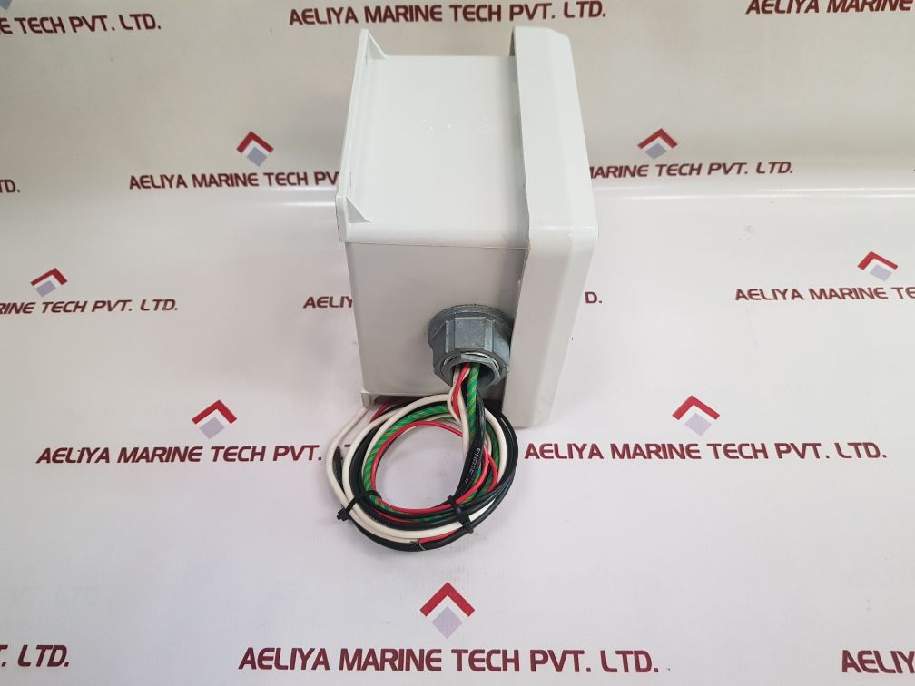 Superior Electric Pt1-100-120/240-2G-l1 Surge Protector – Aeliya Marine