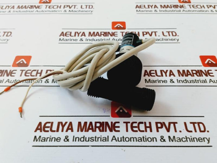 Fluvatest Hosco Ur2Po15Pa Flow Switch 350 I/H 100Vac/10Va Pn10/20Â°C ...