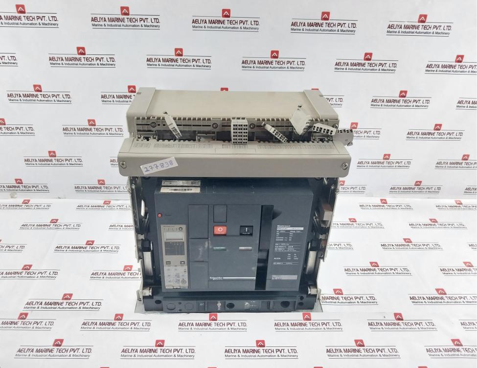 Schneider Electric Nw32 H1 Circuit Breaker Masterpact E103955 50/60Hz ...