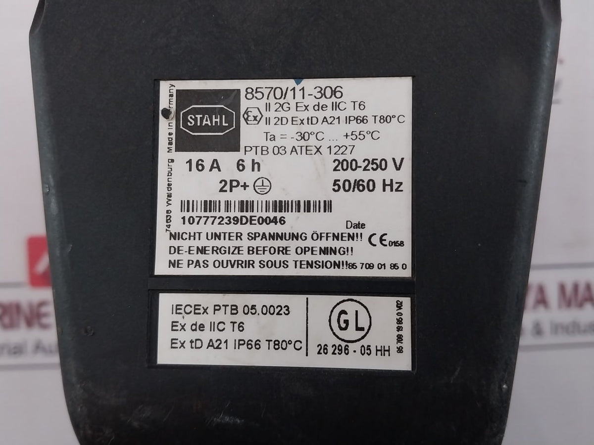 Stahl 8570/11-306 Wall Mounted Socket 200-250V – Aeliya Marine