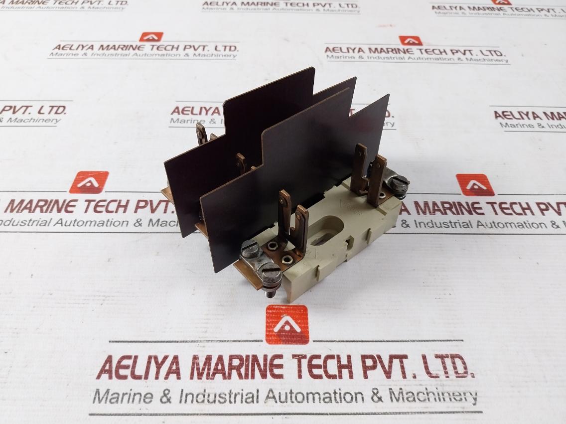 Weber 06-25061 Fuse Base Block 160/100A 660V~ – Aeliya Marine