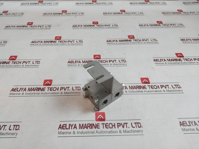 Abb 3Hnm 09704-1 Cleaning Unit Valve Manifold Module – Aeliya Marine