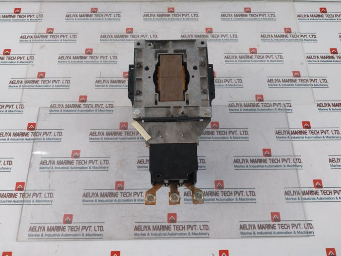 Abb Eh 150 Magnetic Contactor With T200 Du Overload Relay – Aeliya Marine